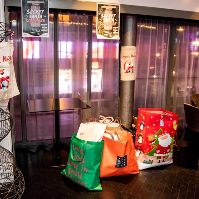 Nous rendons vos expériences clients remarquables - Adone Conseil